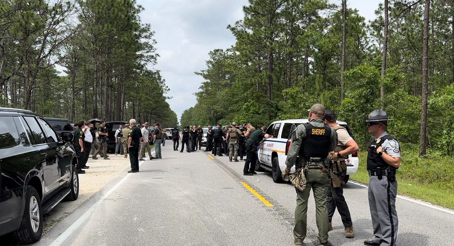 ‘All Hands On Deck’: Federal, Local Law Enforcement Search For Fugitive in Berkeley County ...